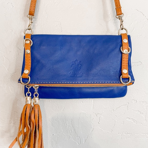 Vera Pelle | Bags | Vera Pelle Italian Leather Bluetan Crossbody Bag ...